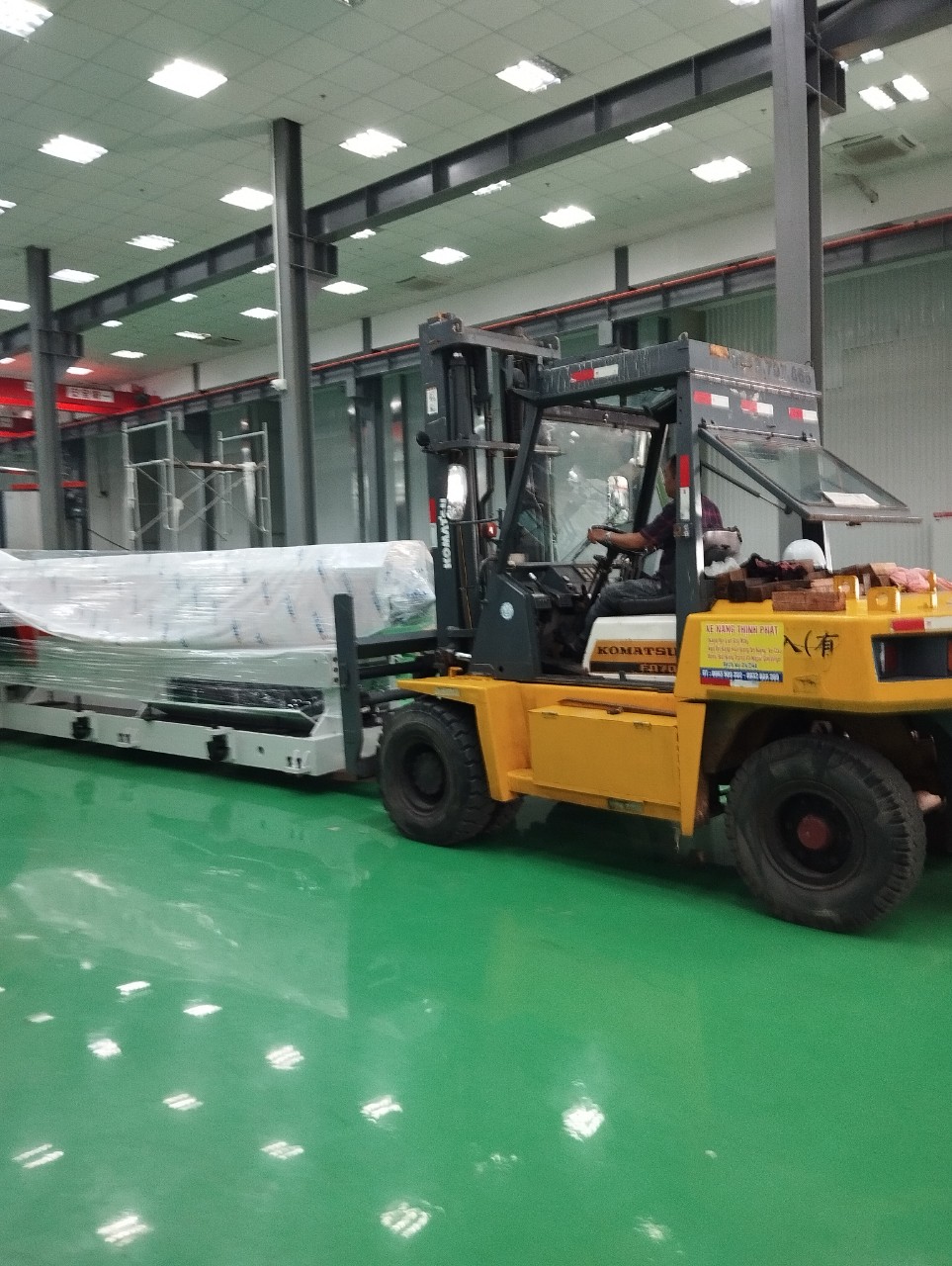 Dịch vụ rút, nâng hạ lắp đặt máy tại KCN Viship Thủy Nguyên Hải Phòng